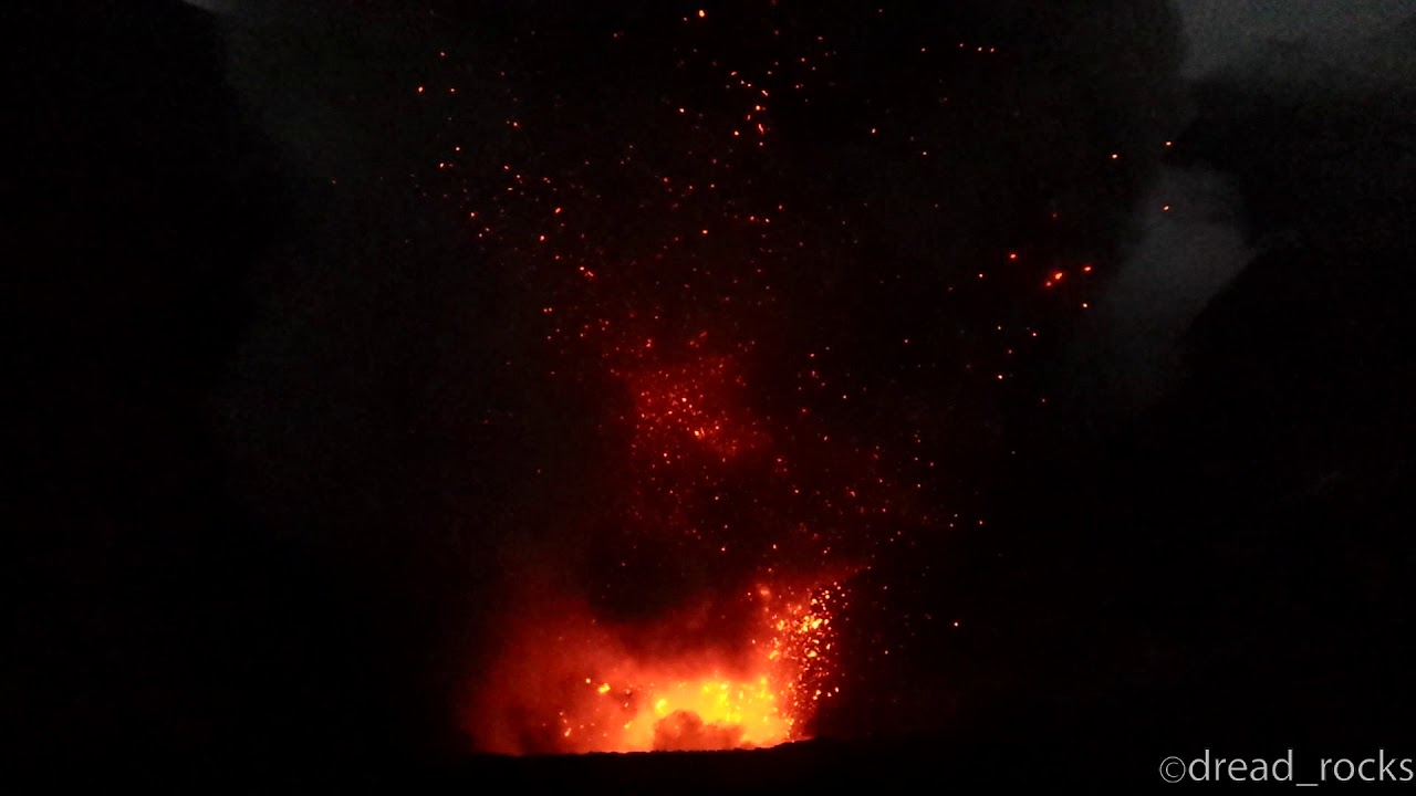 Yasur Volcano - Night Blast Wave (Dread_Rocks) - YouTube