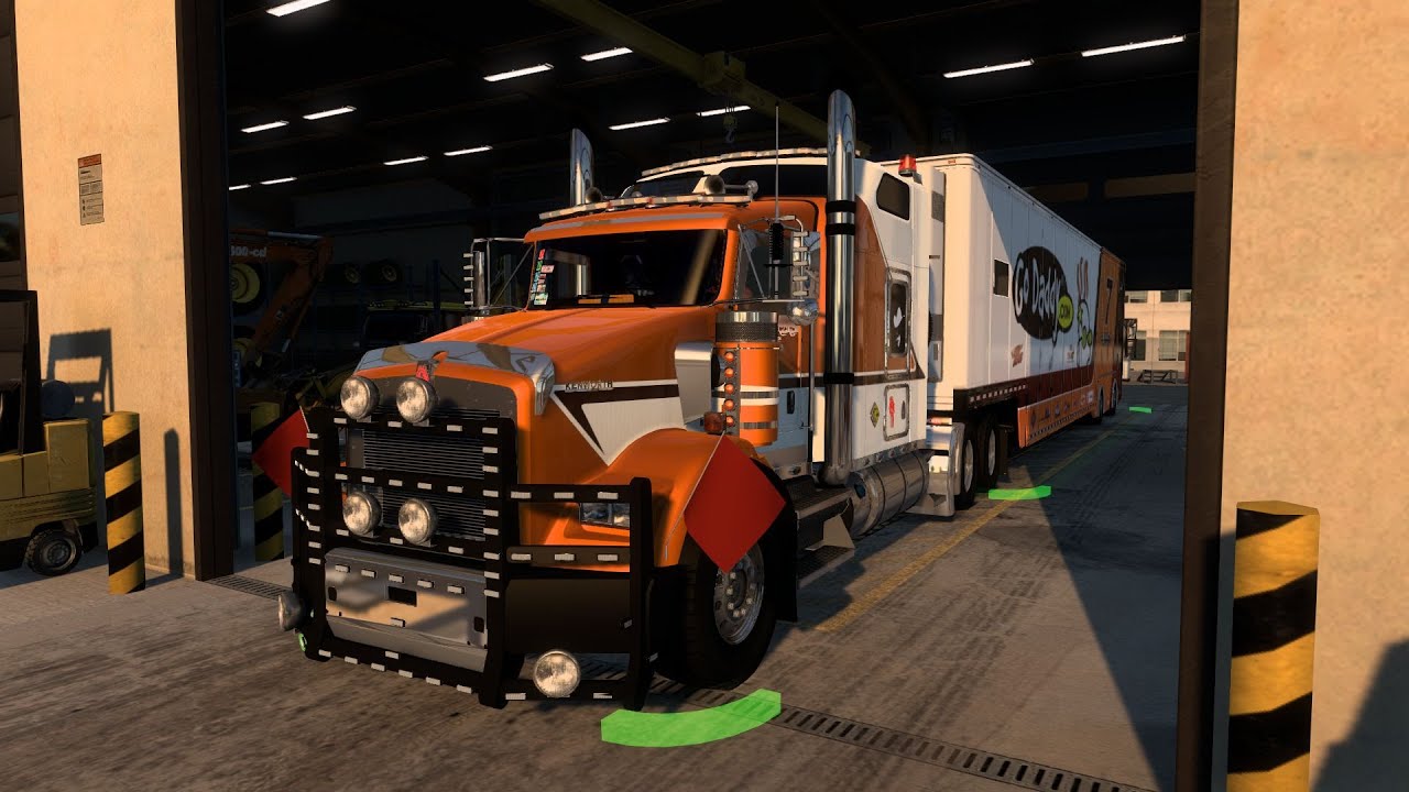 KENWORTH T880 - NASCAR - GO DADDY.COM #7 - YouTube