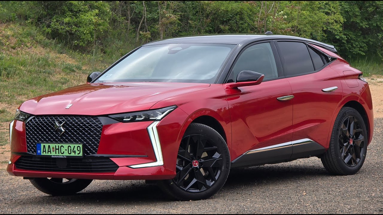 DS 4 Performance Line+ E-TENSE 225 e-EAT8 Velvet Red Metallic - YouTube