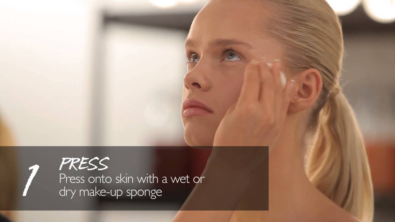 How to Apply All-In-One Face Base - The Body Shop - YouTube