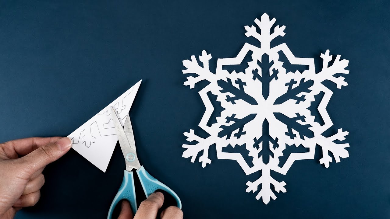 Pretty Paper Snowflakes #32 - How to make Snowflakes out of paper - DIY ...