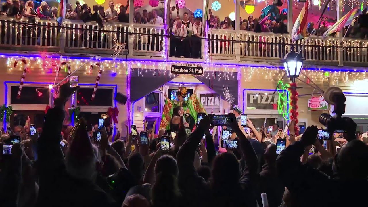 Key West hosts iconic Red Shoe Drop, crowns New Year’s queen! - YouTube