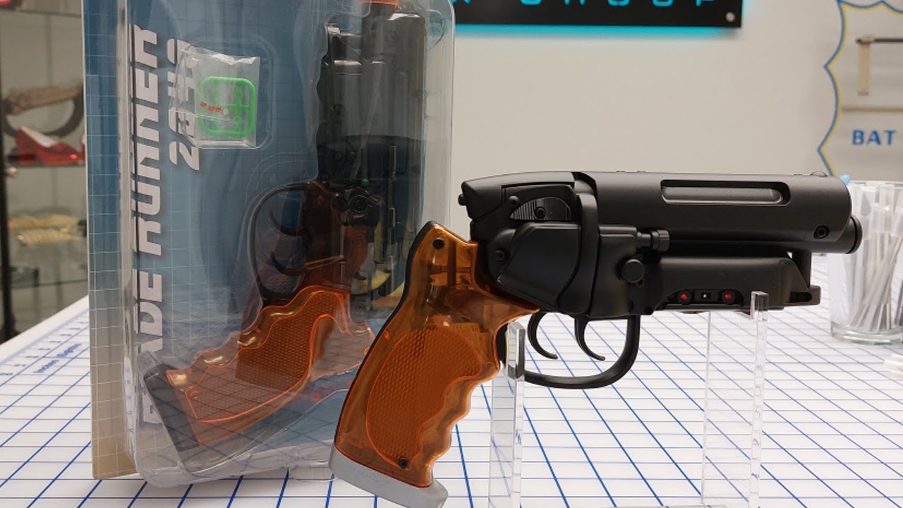 Paragon FX Group_Blade Runner 2049 PAINTED WATER BLASTER - YouTube