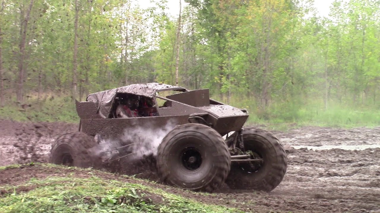 Mud Buggy Mudding At Silver Bullet Mud Bog Aug 2015 - YouTube