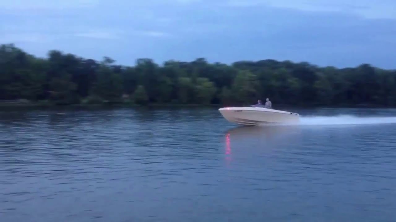 1979 Wellcraft Scarab 300 - YouTube