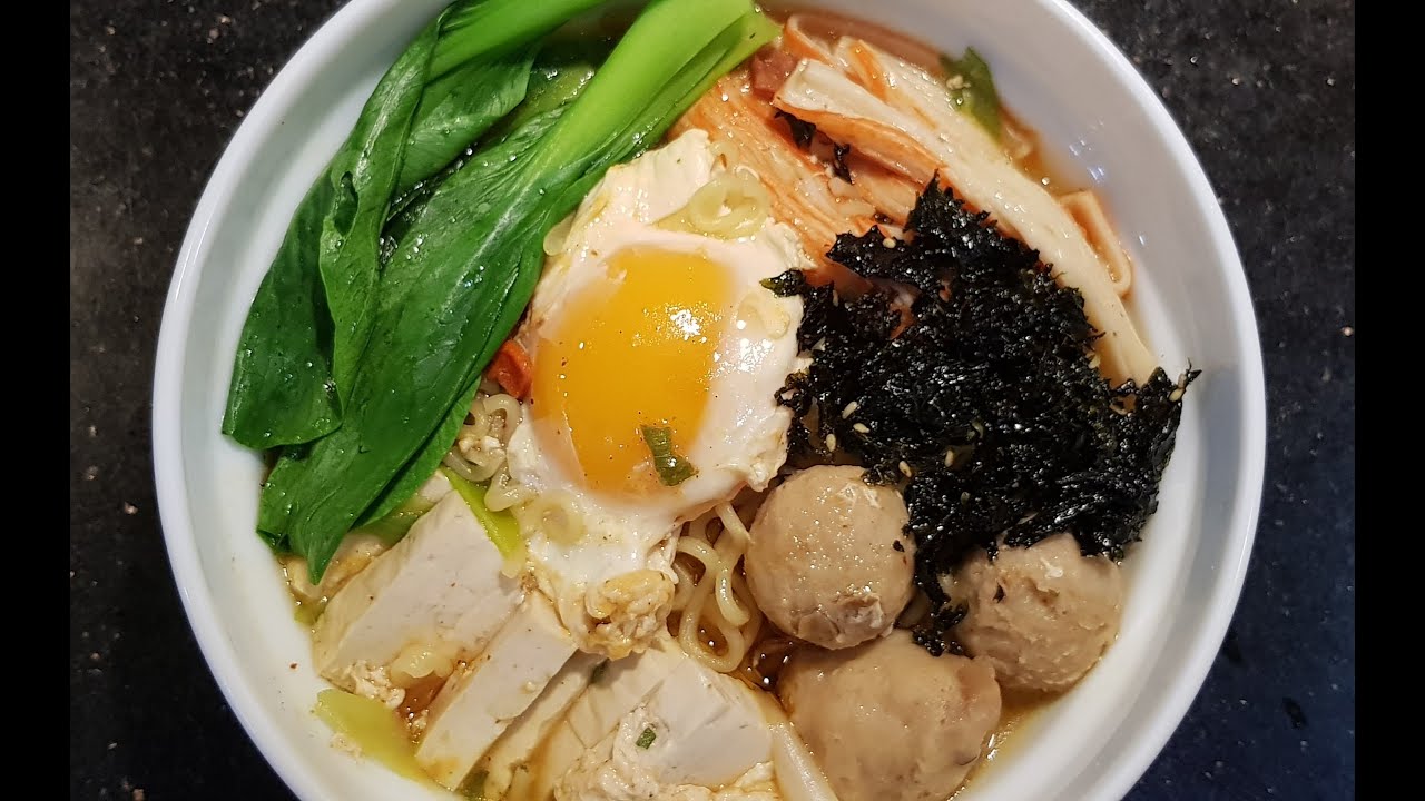 How to cook easy Korean Ramen - Buda's Kitchen - YouTube