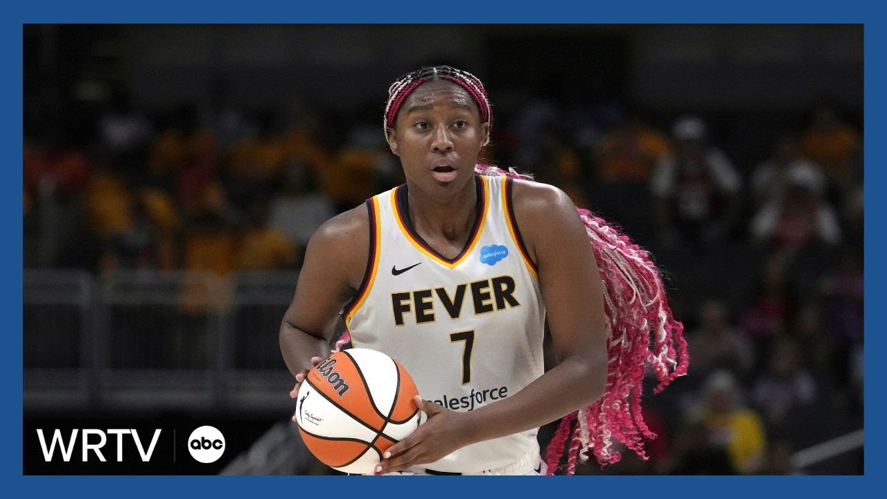 Fever comeback for overtime win against Dream - YouTube