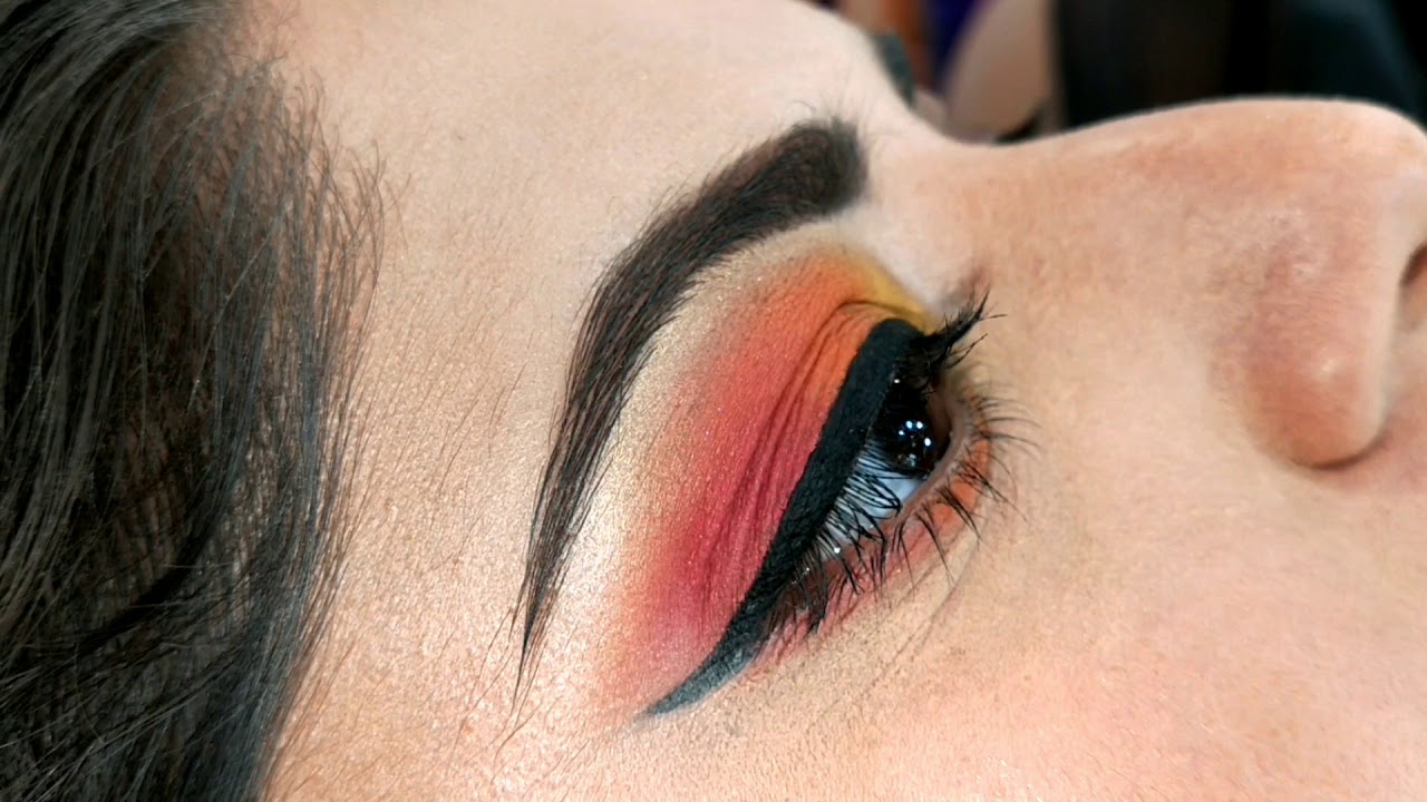 Analogous Makeup | Saubhaya Makeup