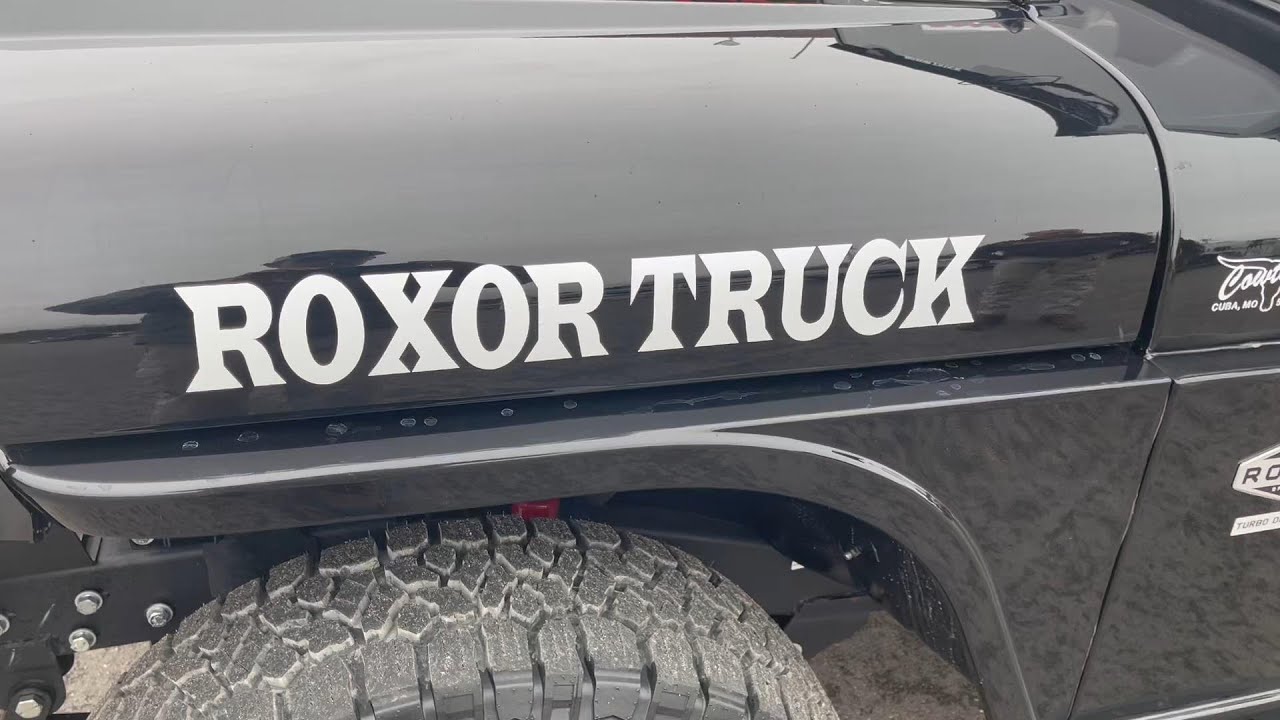 The New Mahindra ROXOR Truck with All-Season Cab - YouTube