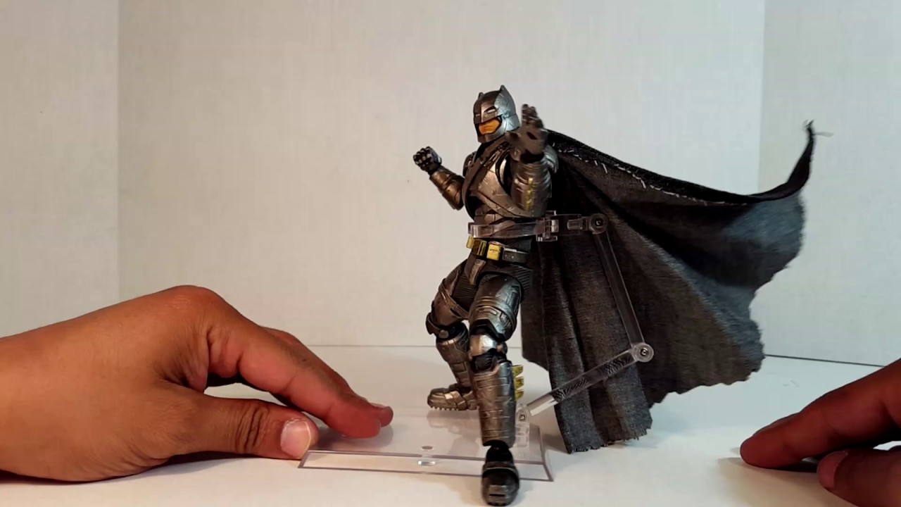 Mafex Armored Batman no.023 from Batman V Superman Dawn of Justice ...