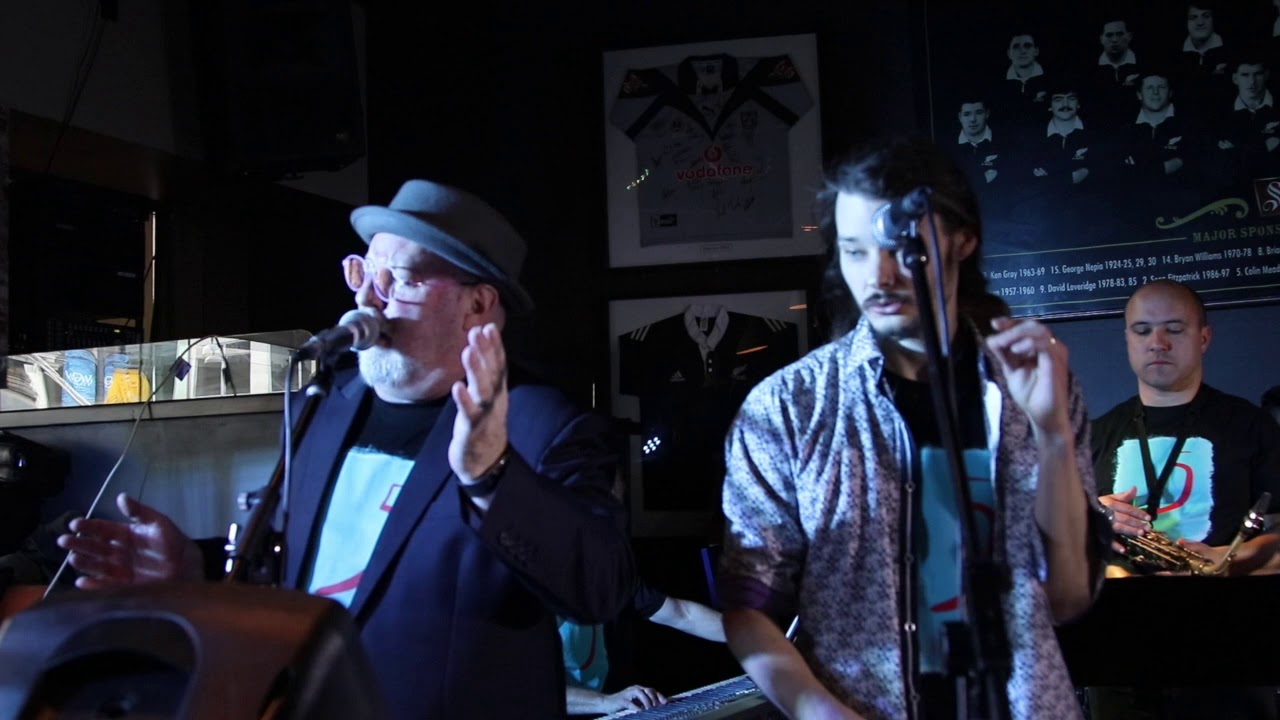 Ain't No Love Heart Of The City - David Feehan feat. Sean Feehan - YouTube