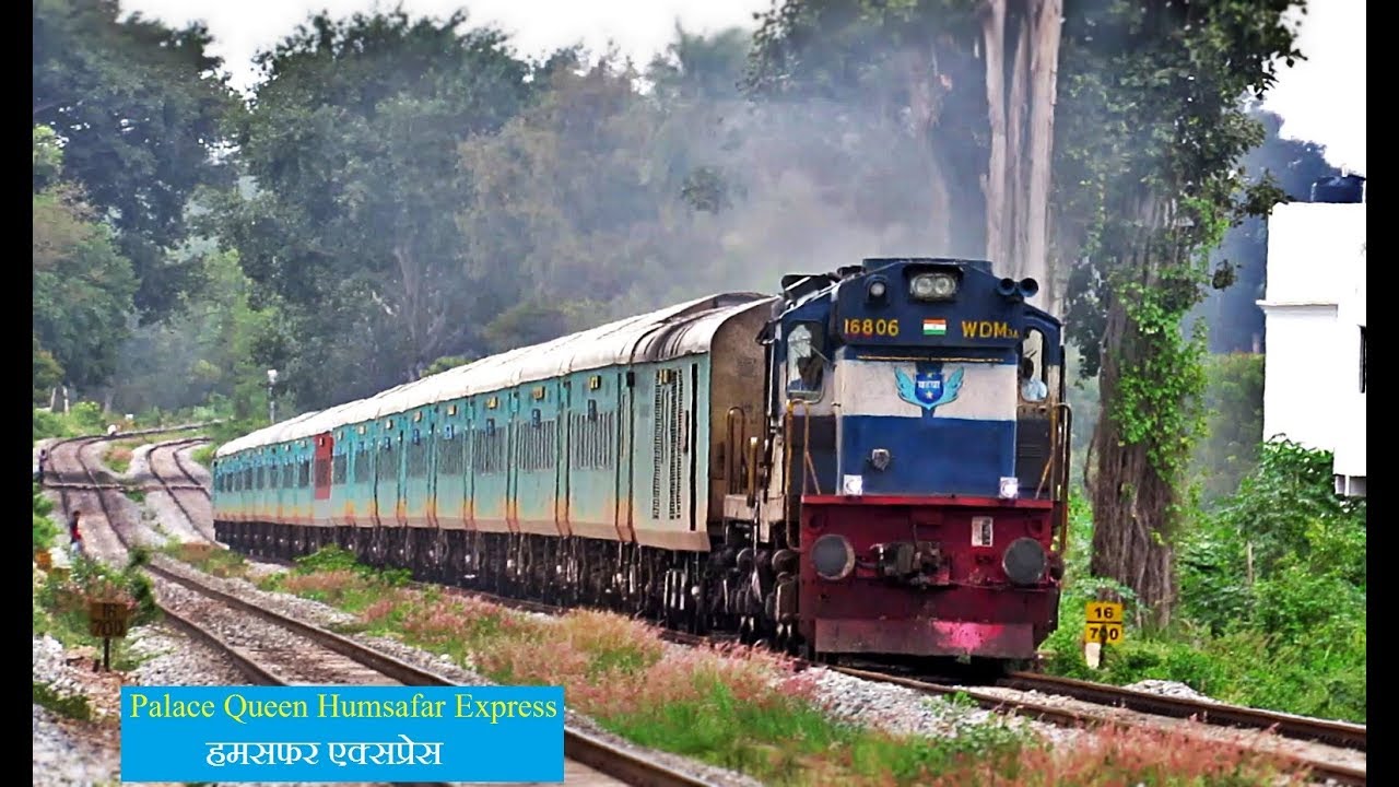 Full Throttle VATVA WDM3A Diesel Loco Show With Palace Queen हमसफर ...