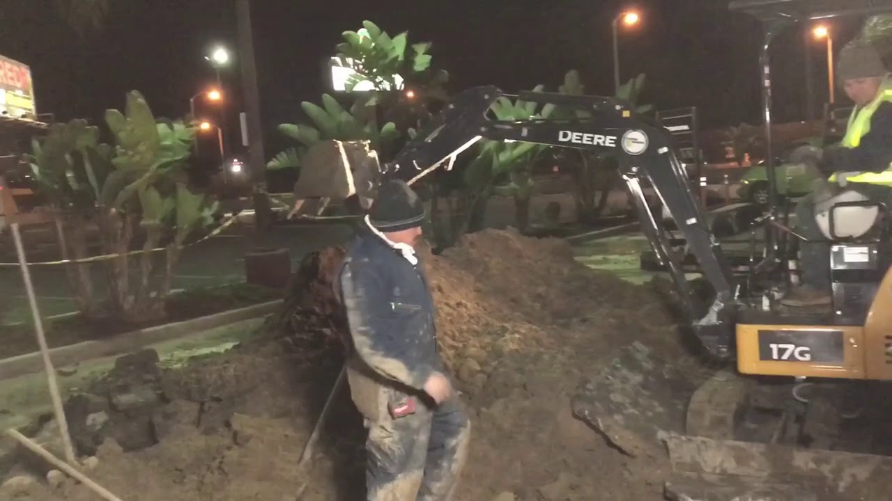 8 inch fire water main emergency repair - YouTube