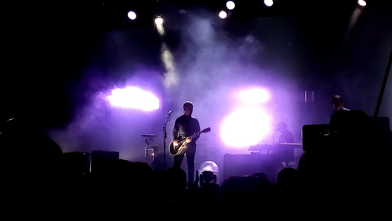 Interpol - Evil (live in Belgrade, 13.08.2017.) - YouTube