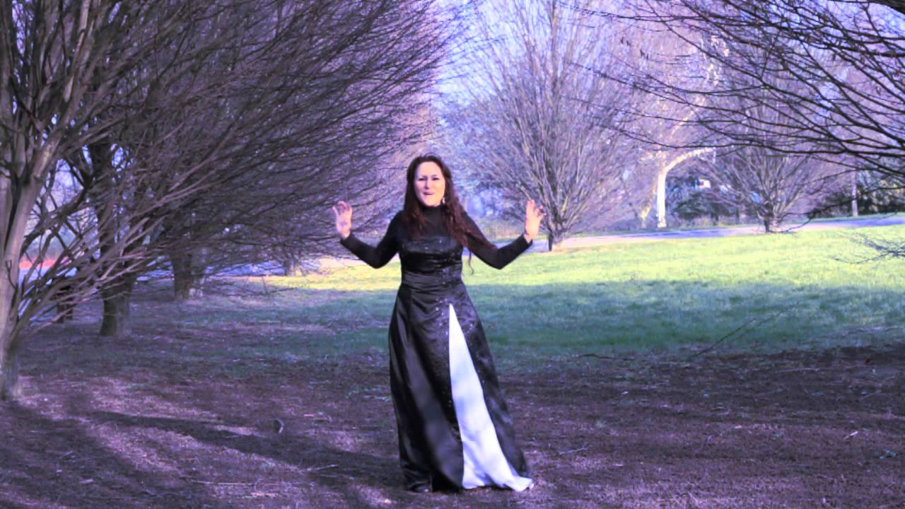 DAYENNE OLIVEIRA - VIVO PRA DEUS - CLIP OFICIAL HD - YouTube