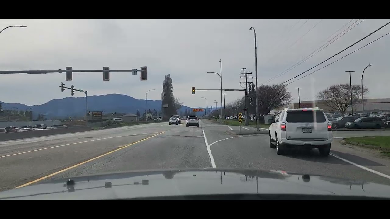 Crossing the international border between abbotsford BC and Sumas WA ...