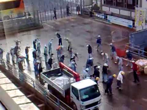 Japanese morning exercises in Osaka - YouTube