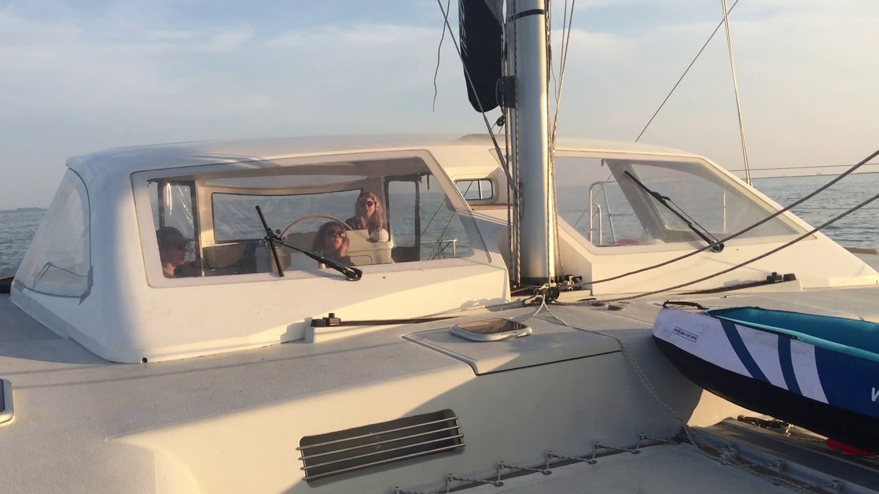 R400 Rapier slow sail to Portsmouth asymmetric - YouTube