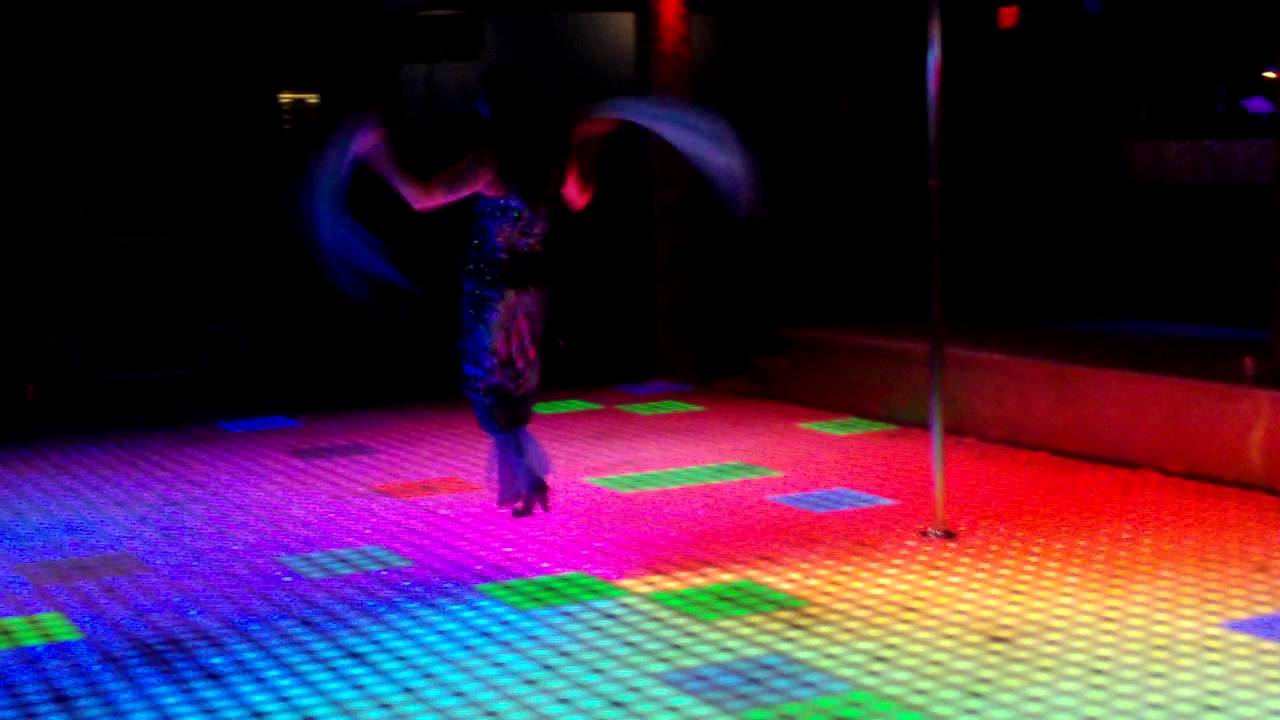 Miss Brawling Beauty "Blues Bulrlesque". - YouTube