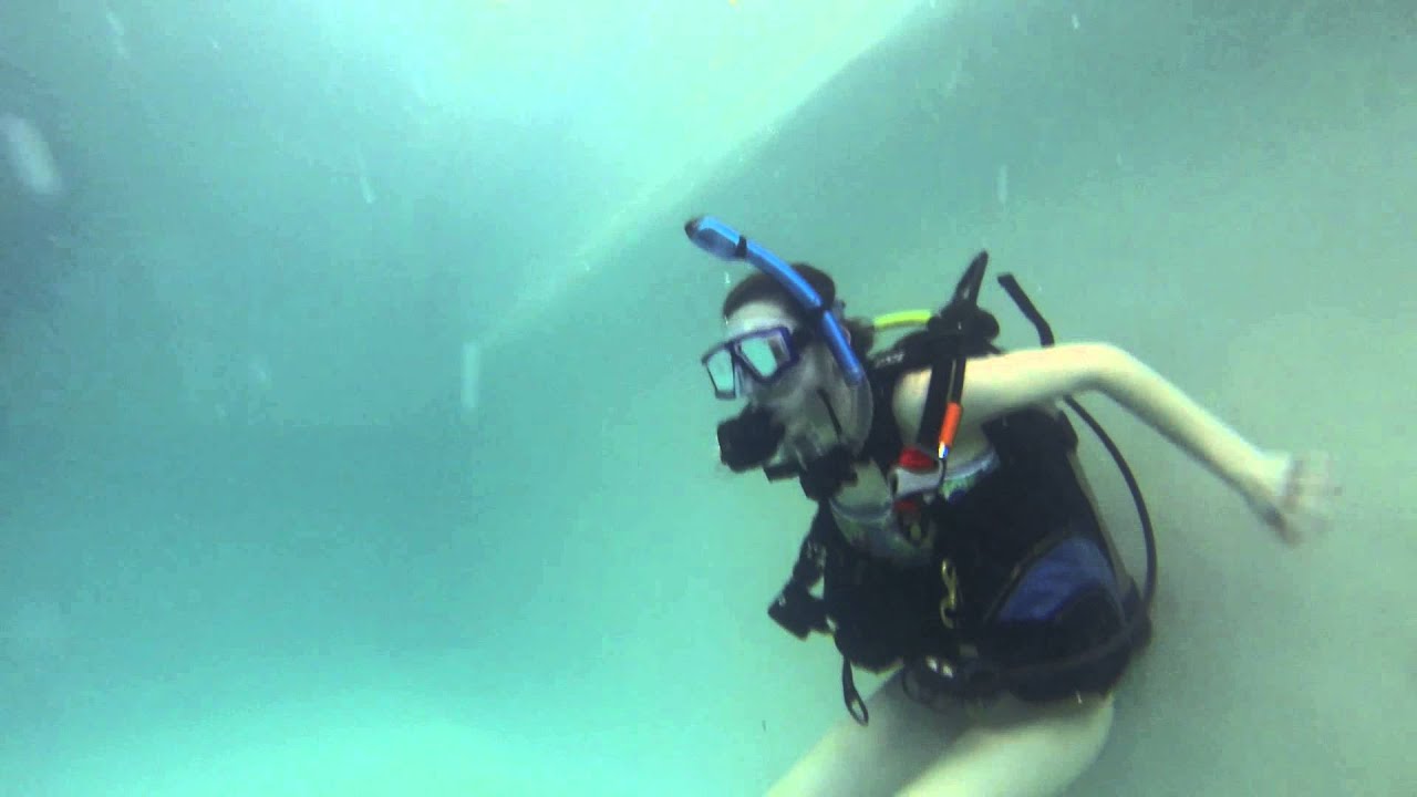 megan working on her scuba hovering 2 - YouTube