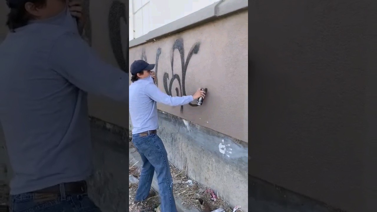 Astro Fat Cap Tagging #graffiti - YouTube