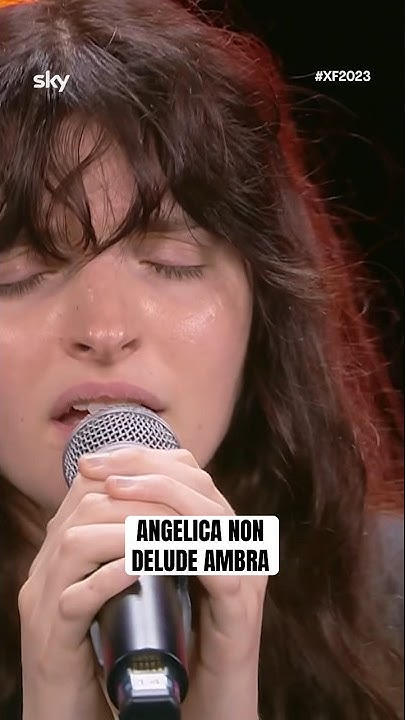 Abbiamo provato a cantare con gli occhi chiusi come Angelica…ma il ...