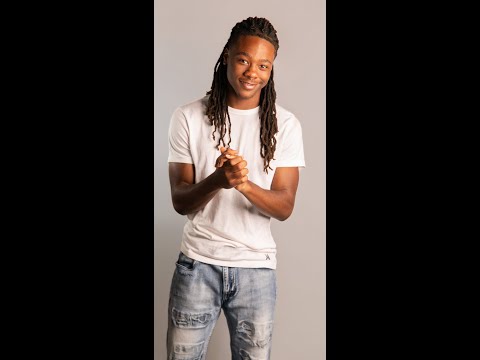 Kenneth Edwards Jr. That's My King - YouTube