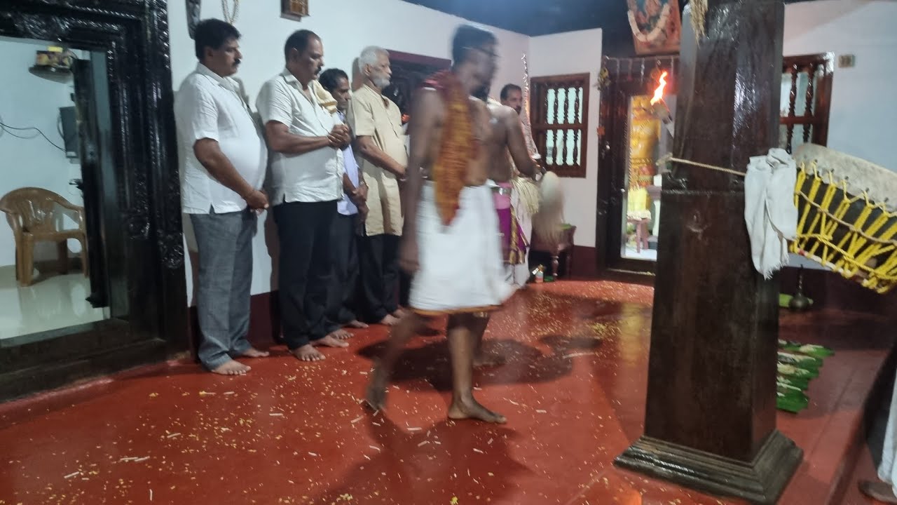 Tambila da darshana....kodu kutumba..#tulunaddaporlu#ajjimane - YouTube