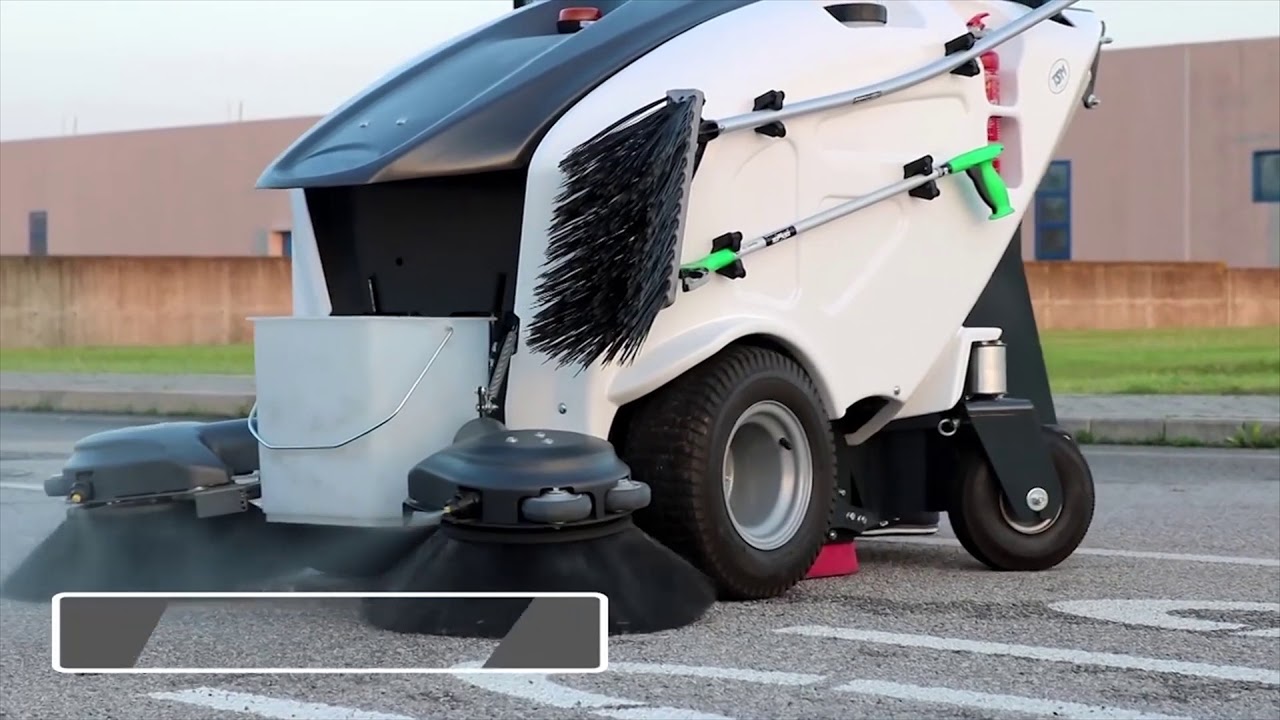 TSM Itala 135 Electric Sweeper Machine (Day Shift) - YouTube