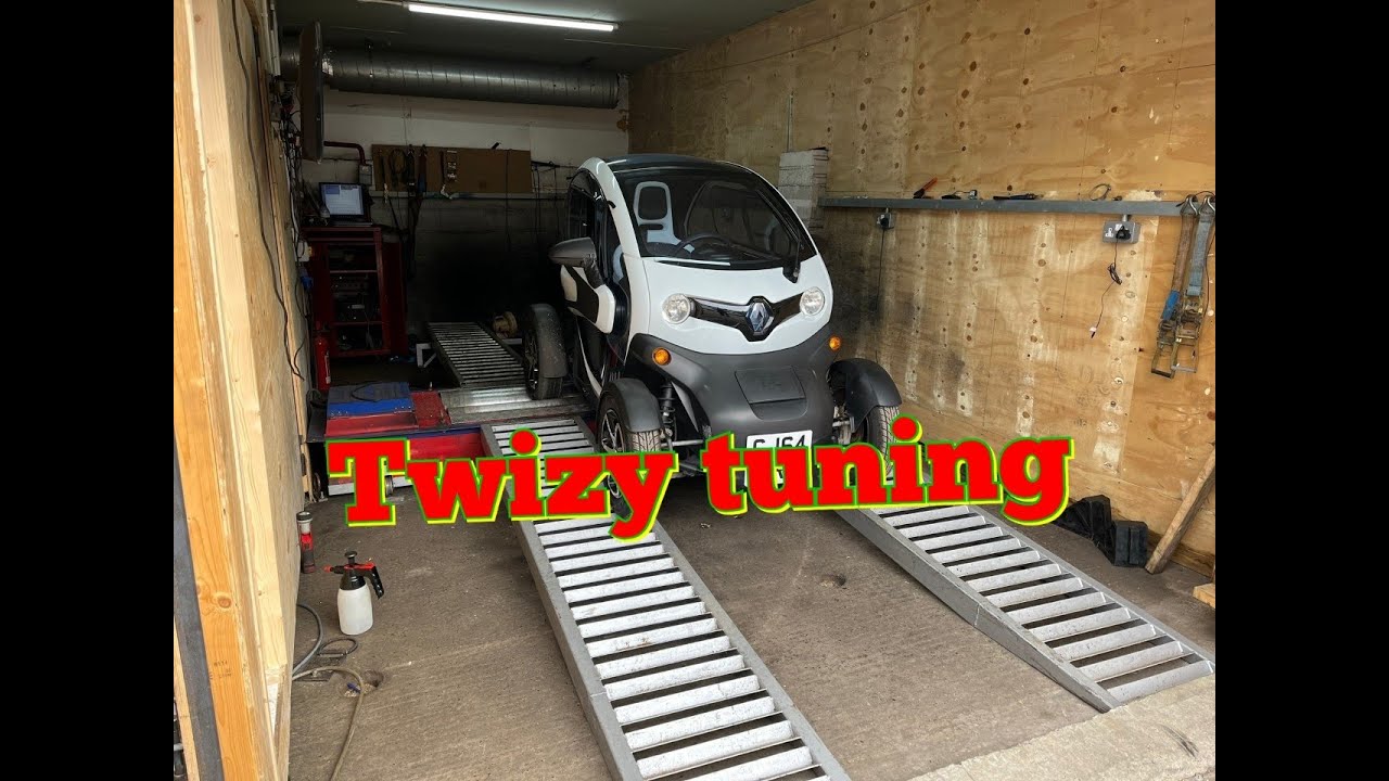 ##Rolling road dyno Tuning a Renault Twizy## - YouTube