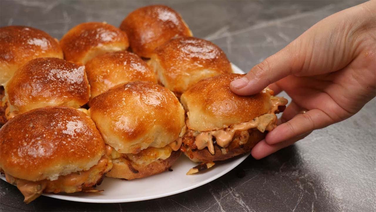 Milk Rolls and Easy Chicken Burger Recipe. Pull Apart Chicken Sliders ...