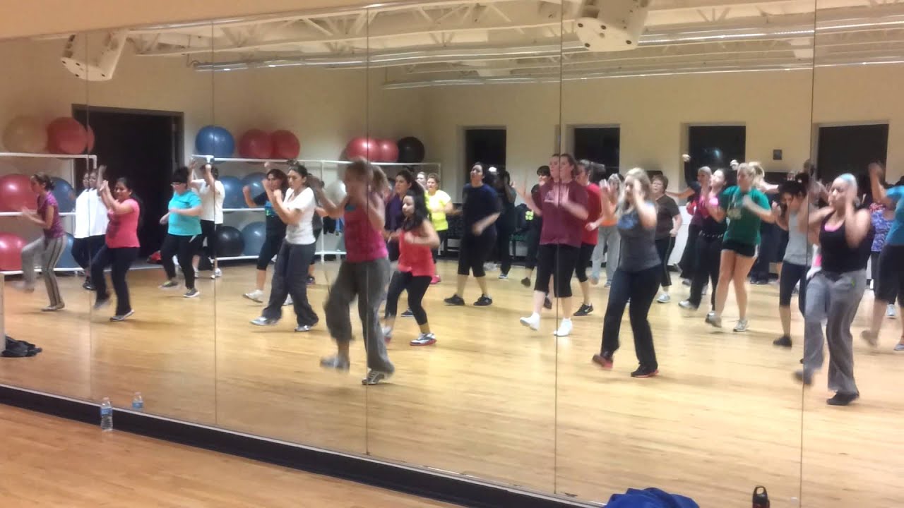 Darci Serr Zumba/Dance Choreography: "Shake Senora" By Pitbull - YouTube