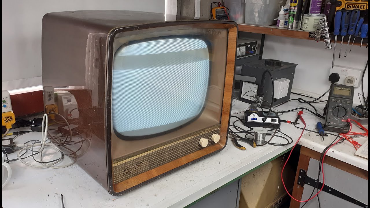 Waking up a 1958 Ferguson 406T Television! - YouTube