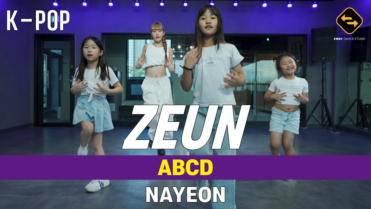 K-POP 】 ABCD - NAYEON / ZEUN - YouTube