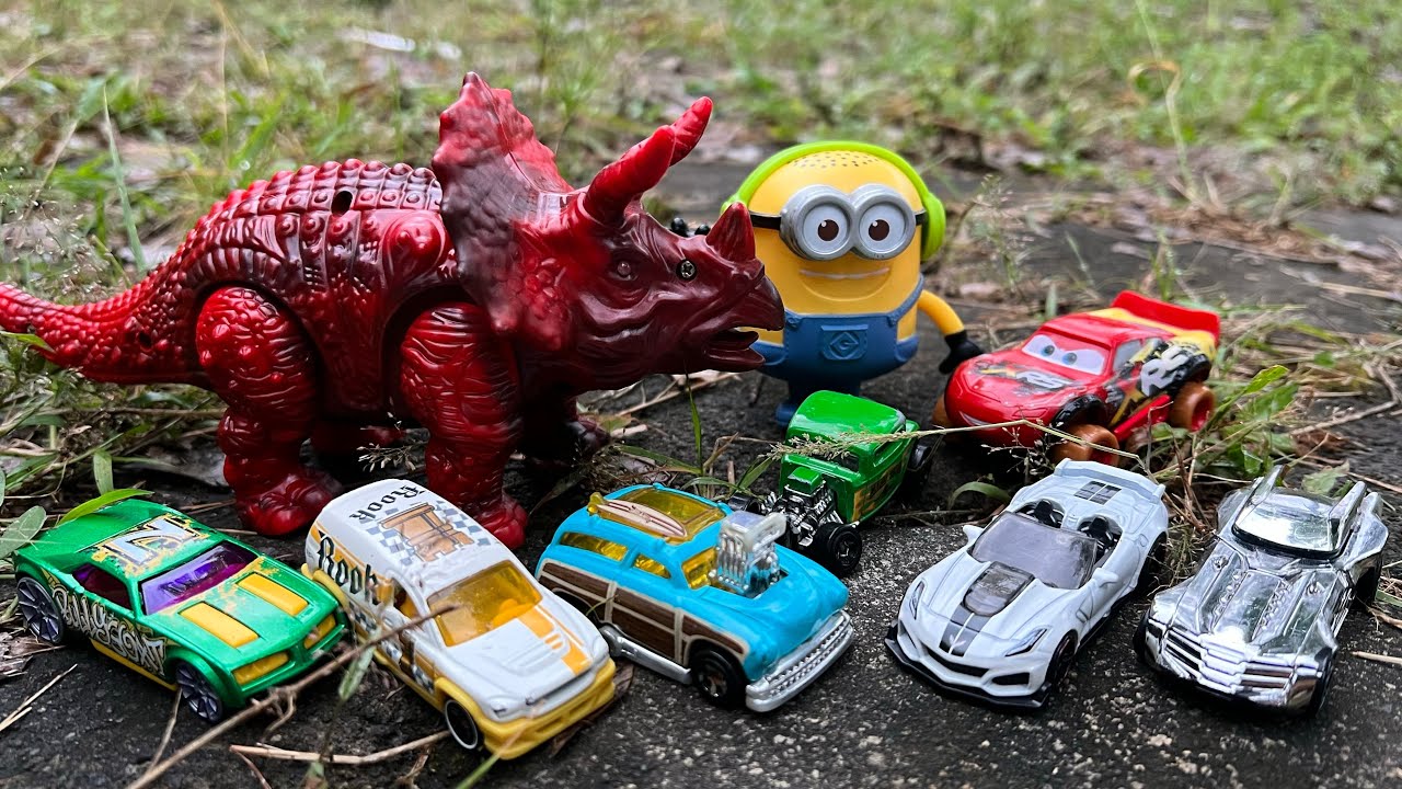 Hunting Jurassic World Evolution 2 Dinosaur T-Rex Brontosaurus Monster ...