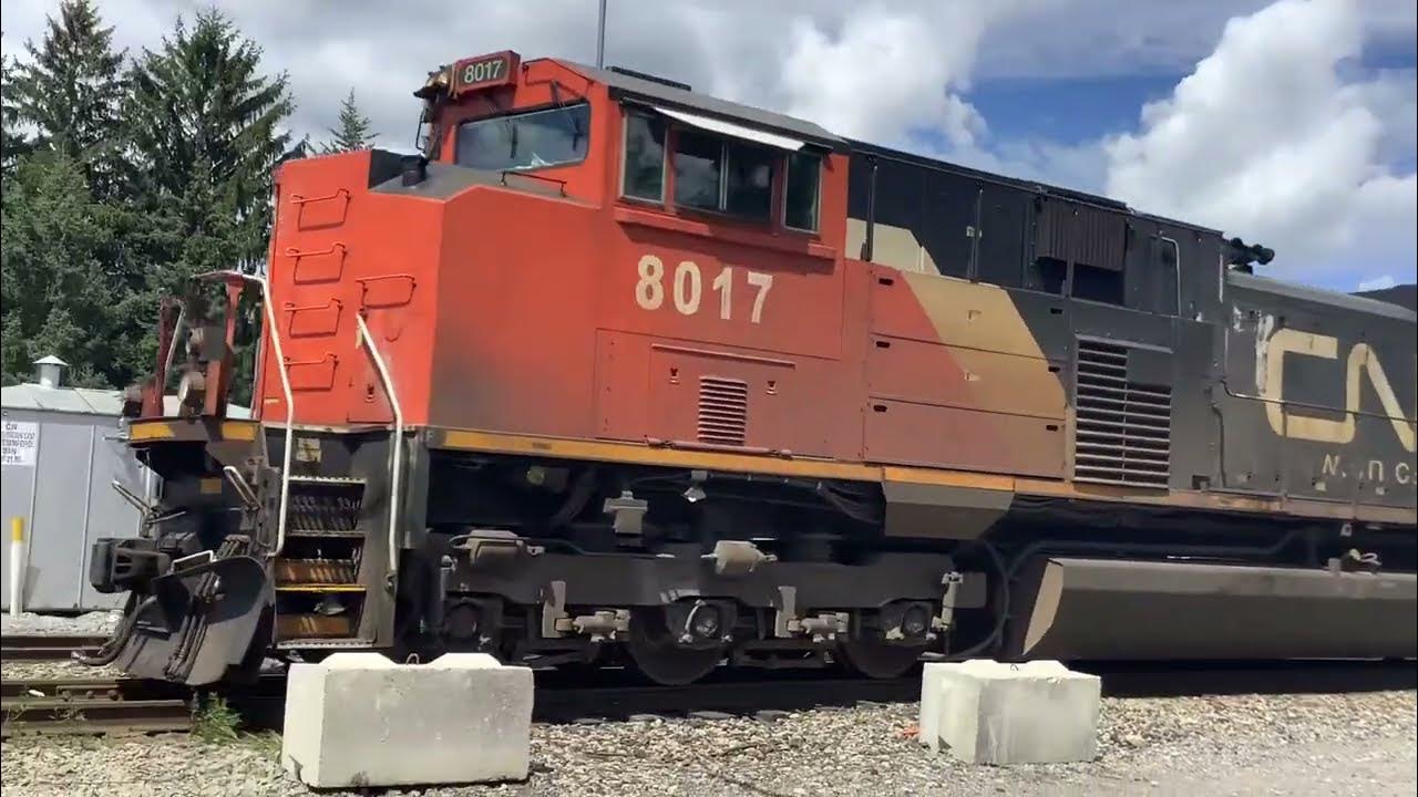 CN A421 at port Robinson with a thunder cab leader CN #8017 - YouTube