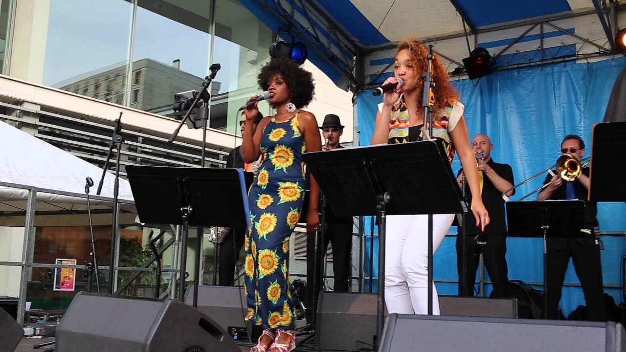 Groove Busters Band - cover Chic/Good Times+Le freak - YouTube