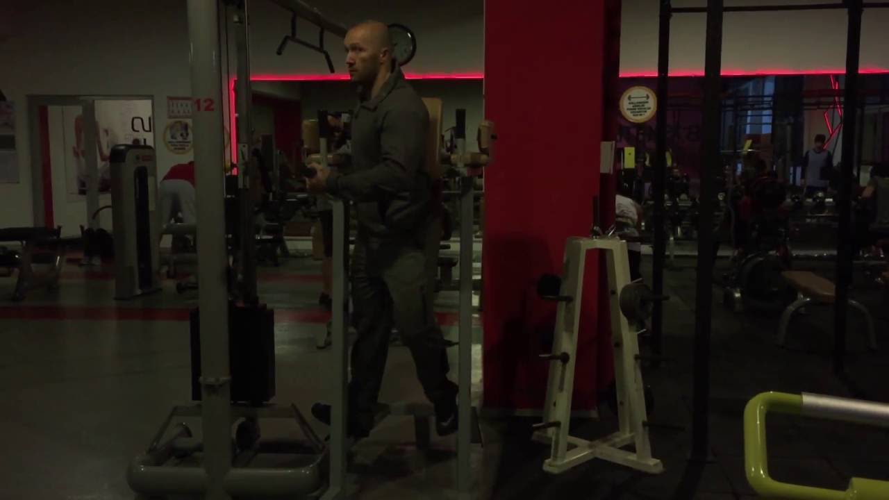 Oblique Hip Raise On Parallel Bars / abs / - YouTube