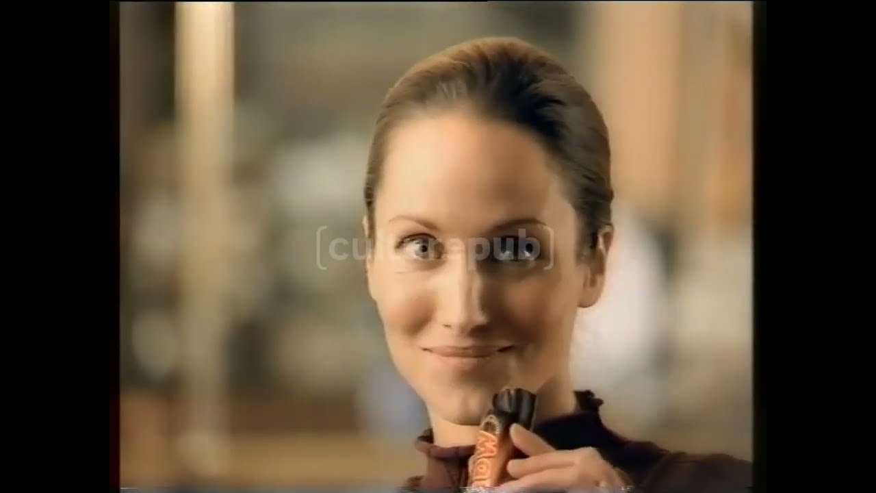 Mars Commercial - Fight - Man vs Woman - YouTube