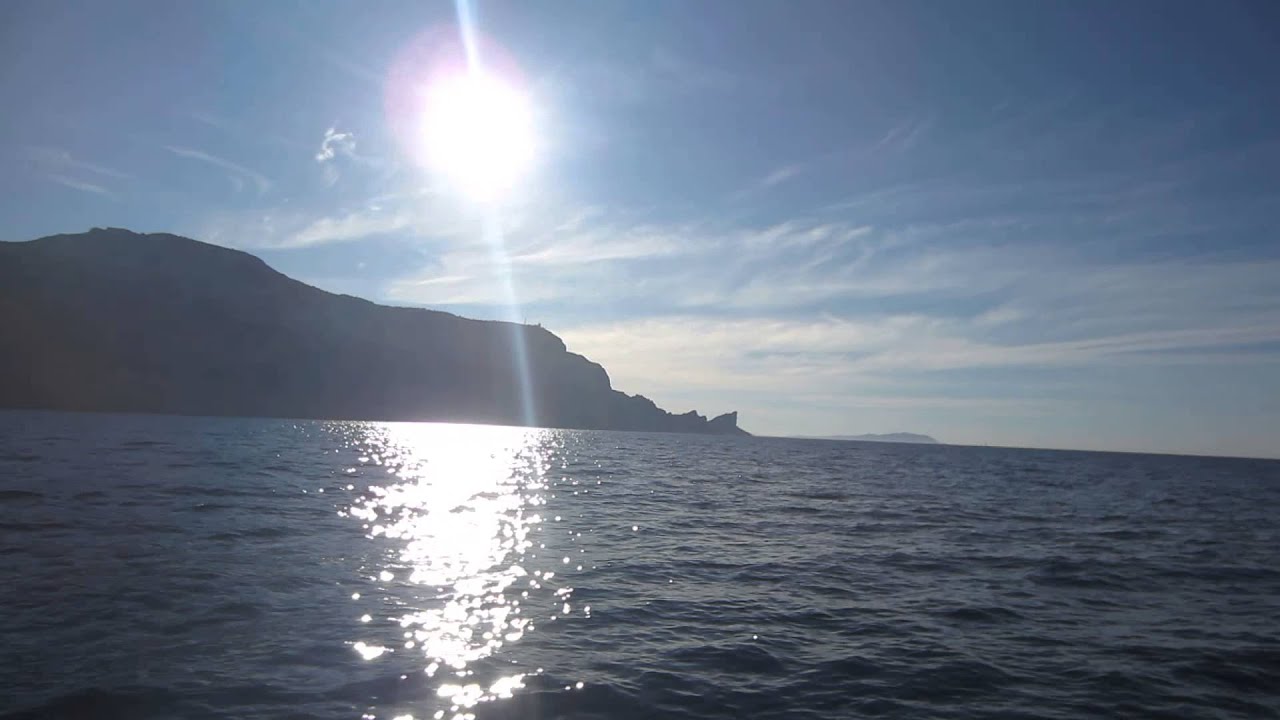 Camino al Faro de La Cassidaigne (Cassis) en Zodiac 1d2 - YouTube