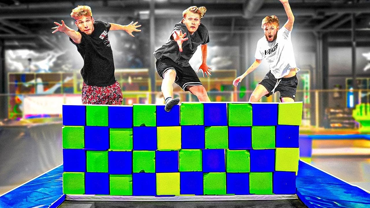 EPIC Trampoline Park Obstacle Course vs. Jesser & Moochie! - YouTube