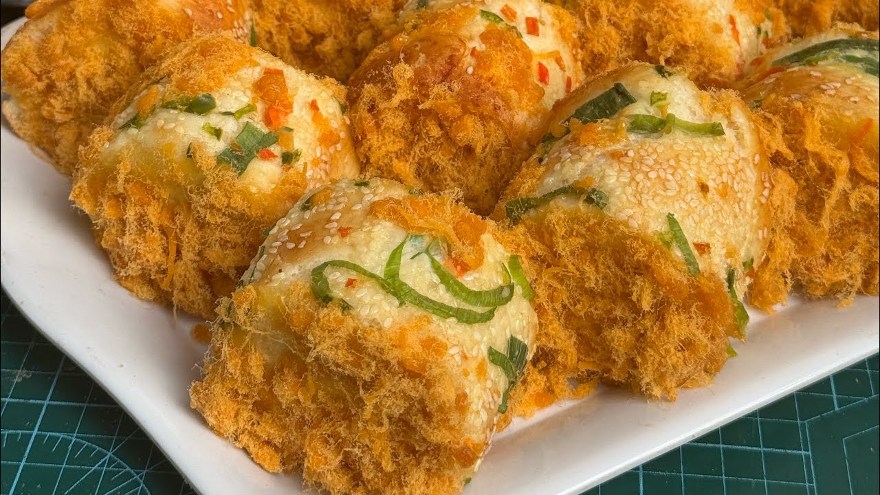 SPRING IN THE CITY/ PORK FLOSS BREAD ALA BREAD TALK - YouTube