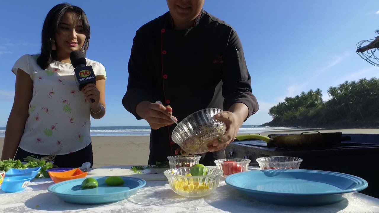 Cocina Facil CAMARONES EN CREMA DE AJO CHEF ADONIS PLAYA LAS FLORES - YouTube