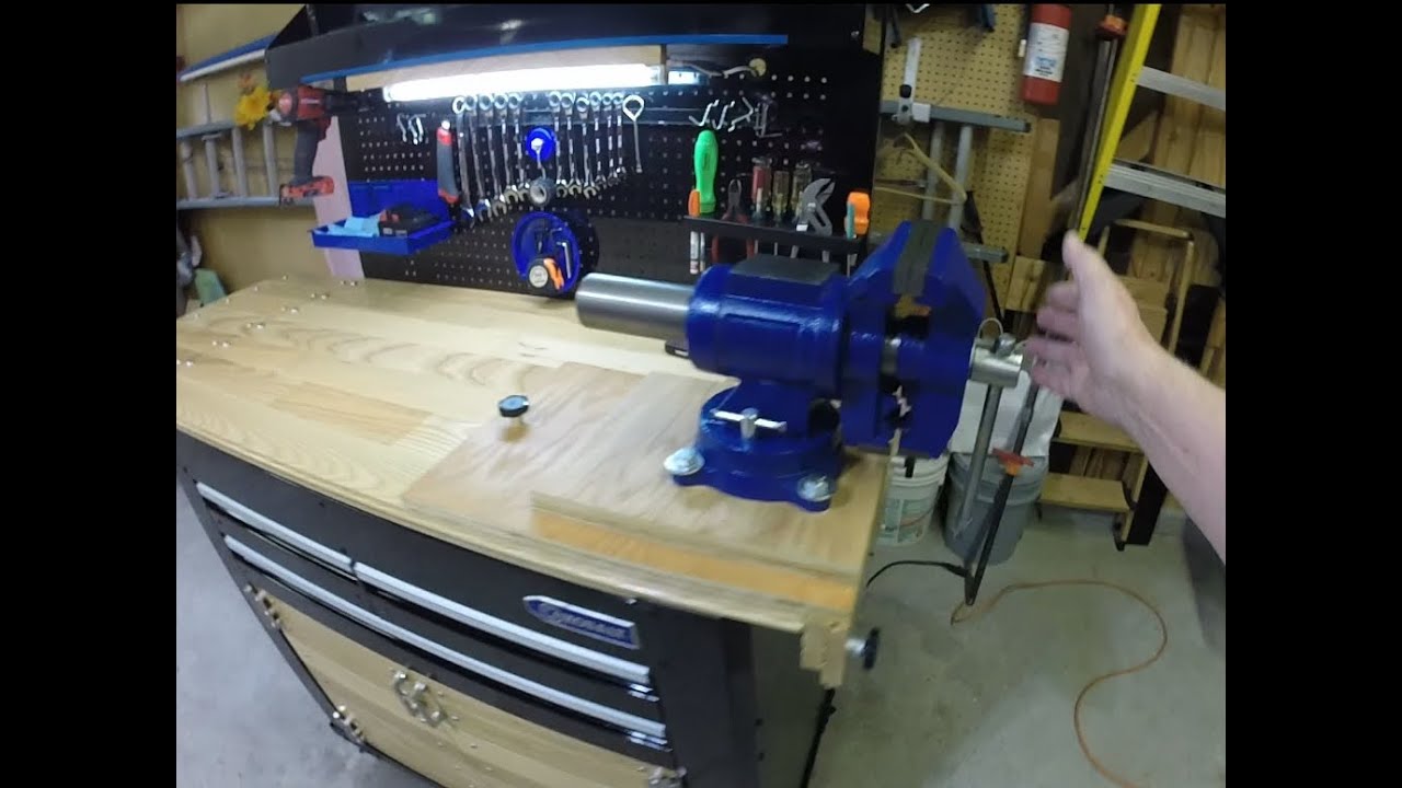 Kobalt Work Bench (Part 3) Adding doors, Stereo, quick release vise ...