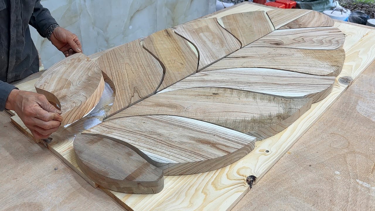 Nature Inspired Design Ideas Recycled Wood - Unique Construction With Natural Leaf Table Model ...