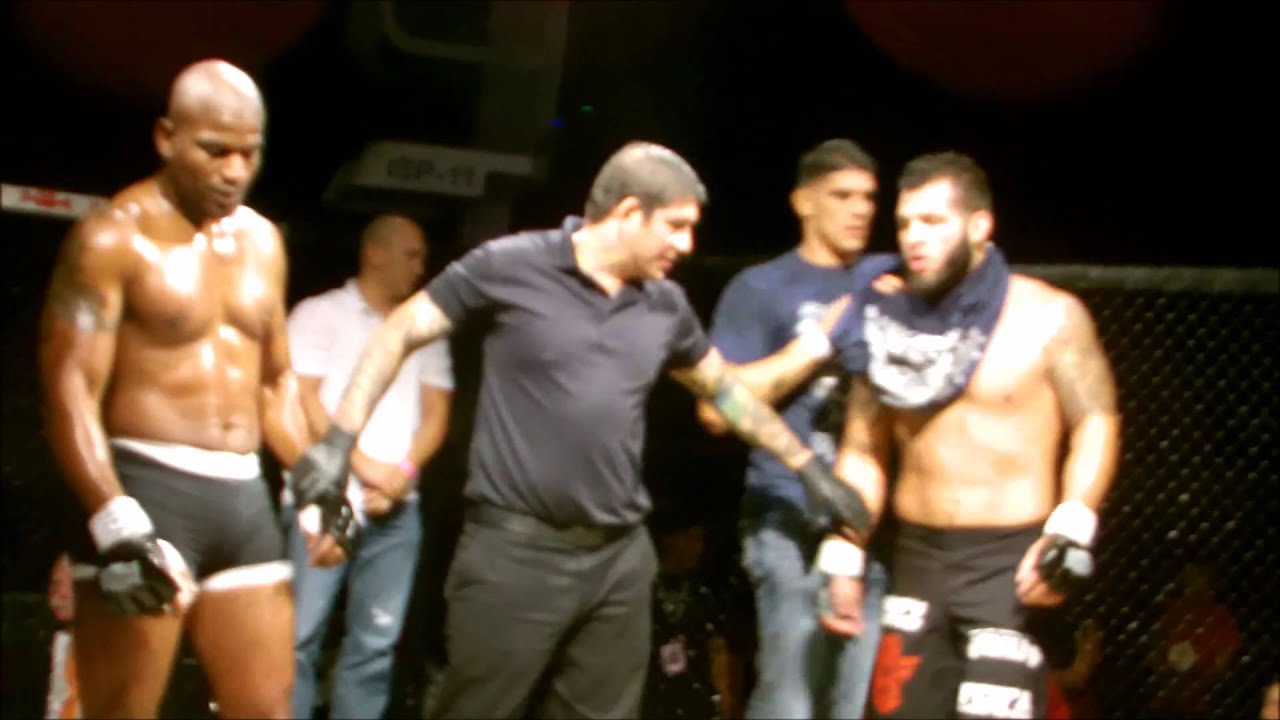 Roger Reyes Vs Luis Carter Jr Fight- ROCKS XTREME FIGHT NIGHT XVII ...