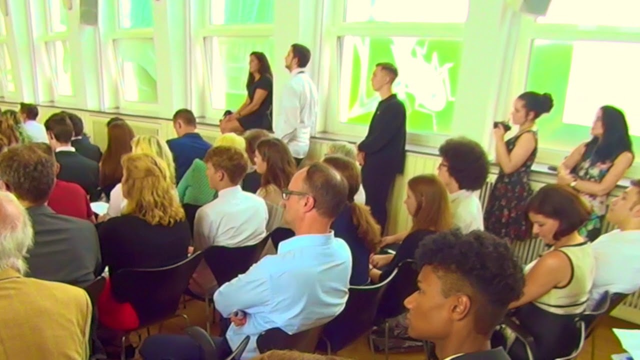 Sarah Lahn live in der Hildegardis-Schule Bochum - YouTube