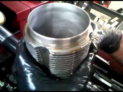 Honing the barrel - YouTube