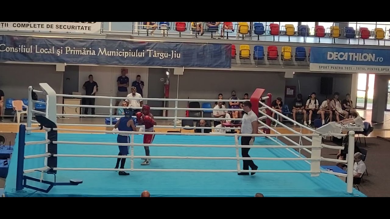 Romanian junior boxing championship - YouTube