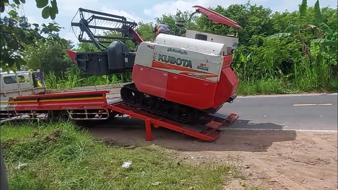 รถเกี่ยวมาส่งแล้ว | Kubota DC-70H เก่าใครใหม่เรา - YouTube